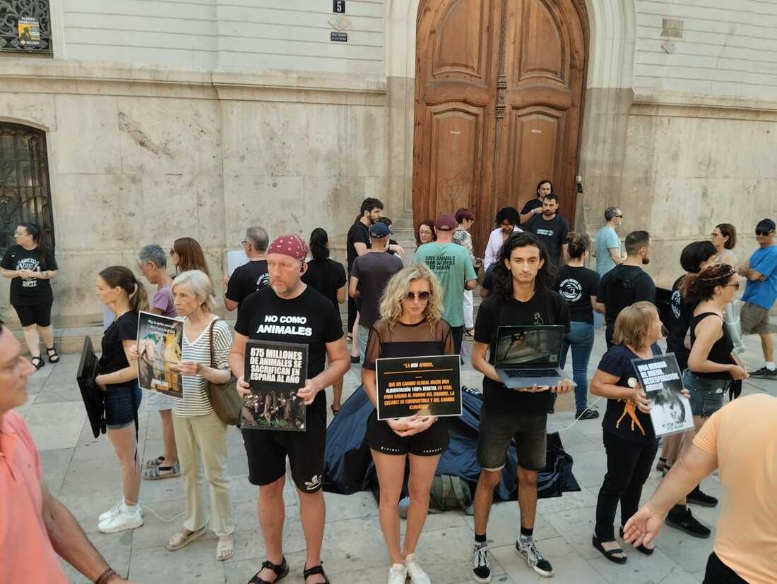 Acto de concienciación en Valencia con la explotación animal como foco ...